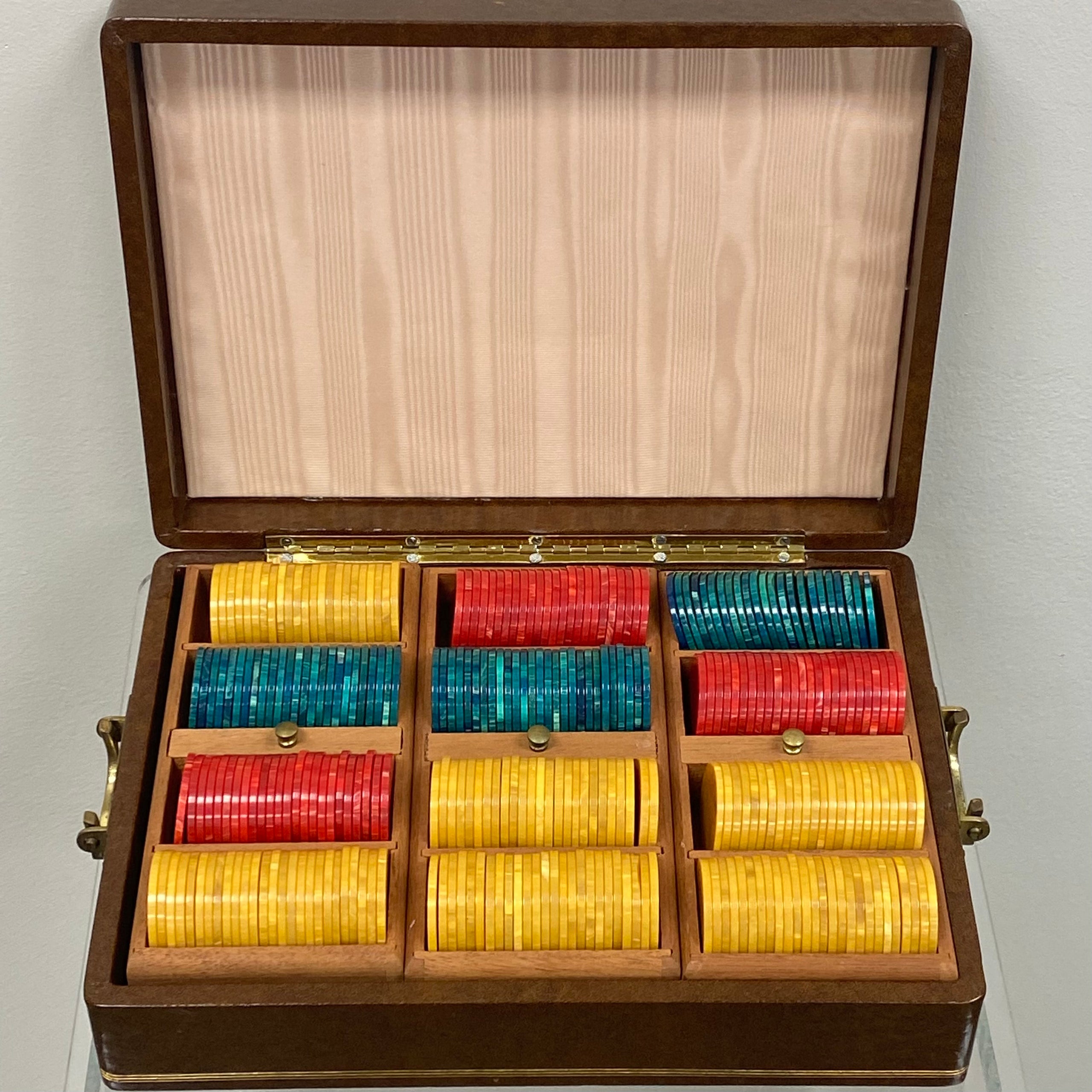 Vintage Bakelite Poker Set in case | Featuring antique, vintage, and ...